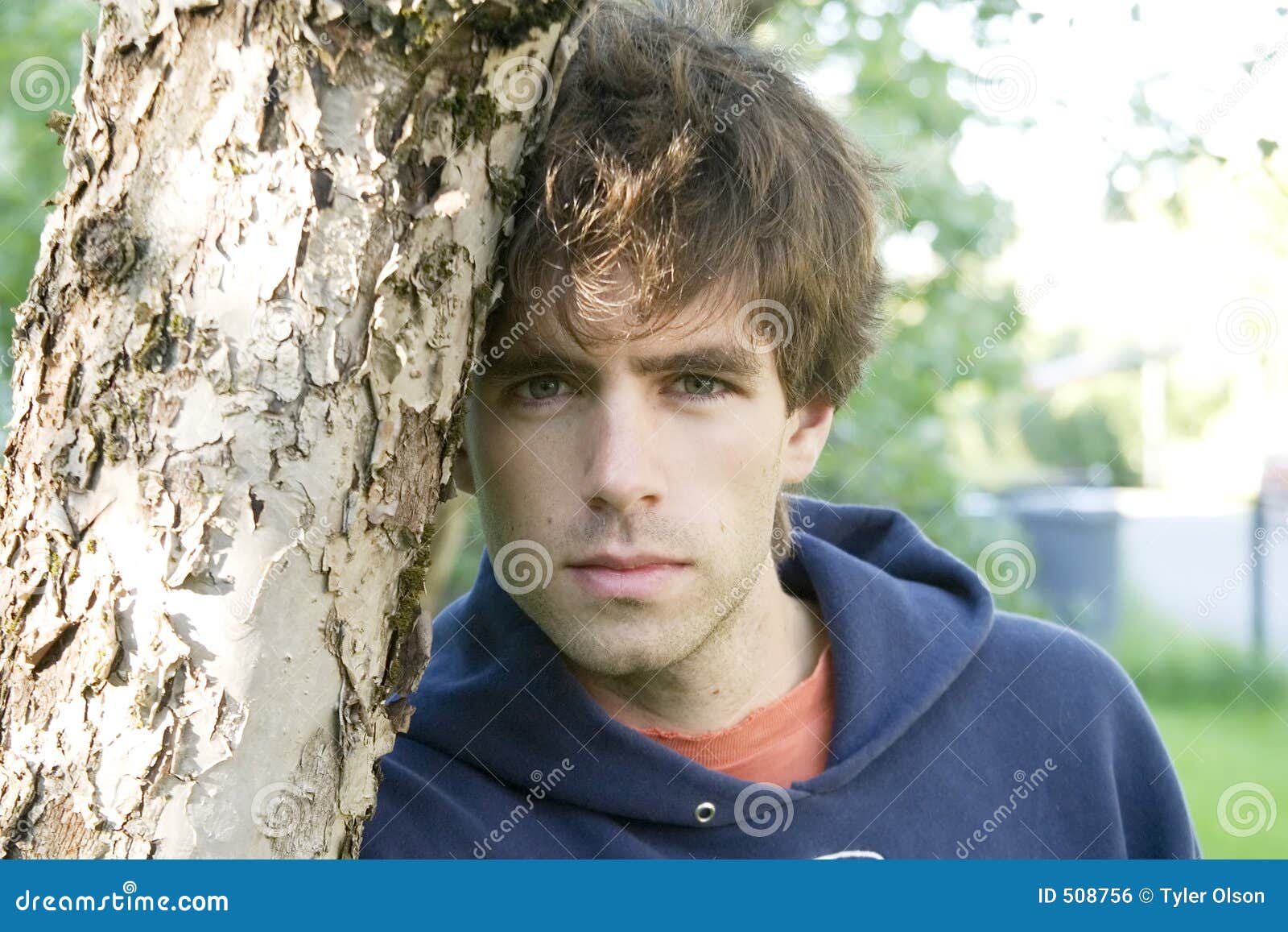 Denkend Jong Mannetje stock foto. Image of staar, baard - 508756