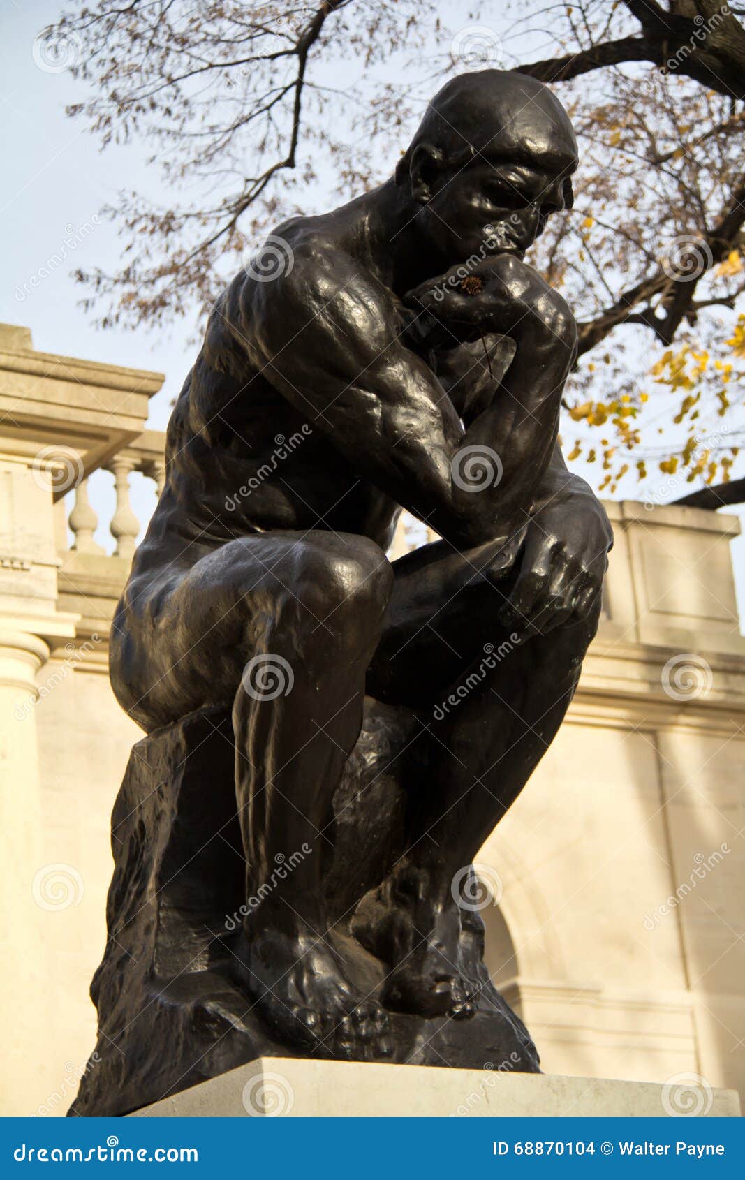 Denker an Rodin-Museum, Philadelphia Redaktionelles Stockbild - Bild ...