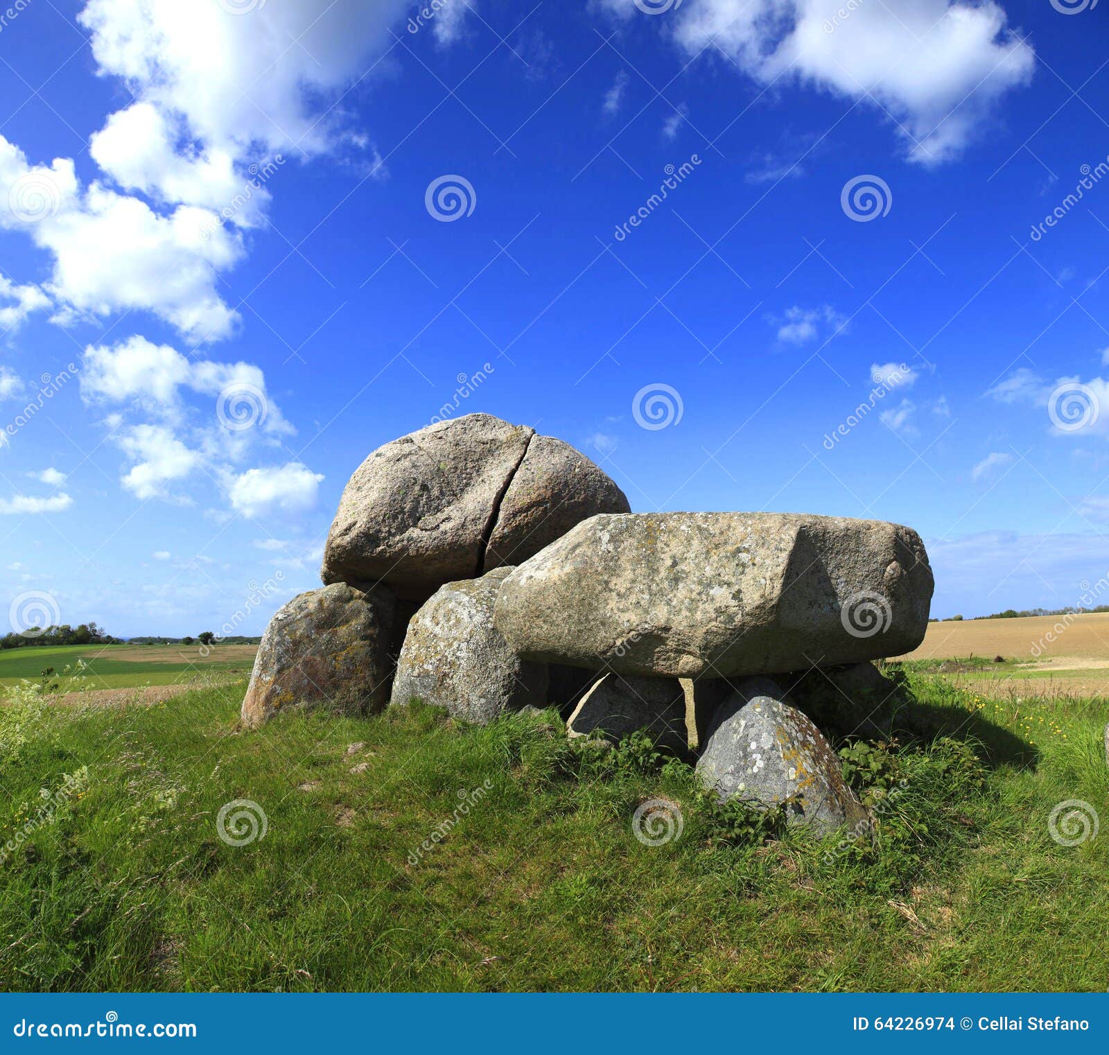 Denmark,Mon Island, a Dolmen. Stock Photo - Image of dolmen, country ...