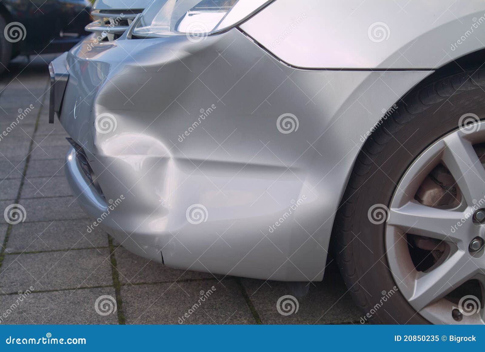 A dent in a car stock image. Image of headlight, wheel - 20850235
