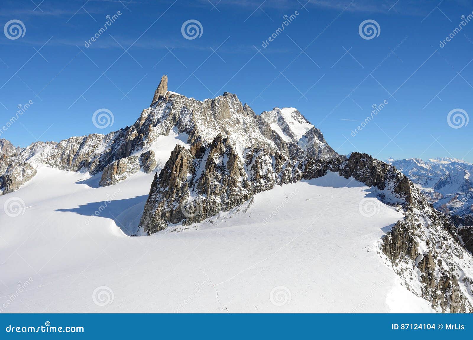 Dent Du Geant, Mont Blanc Massif, Italy Stock Photo - Image of palasina ...