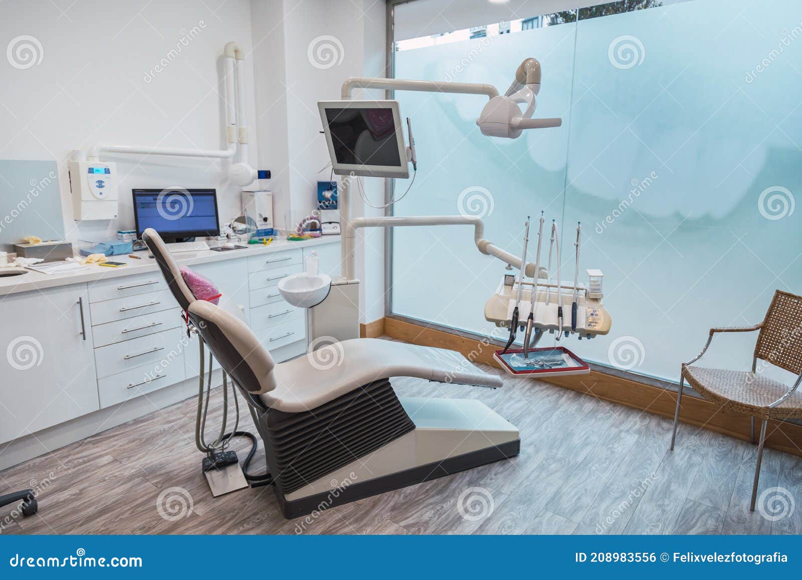 Dentist S Office Operating Table and Tools Stock Photo - Image of clean ...