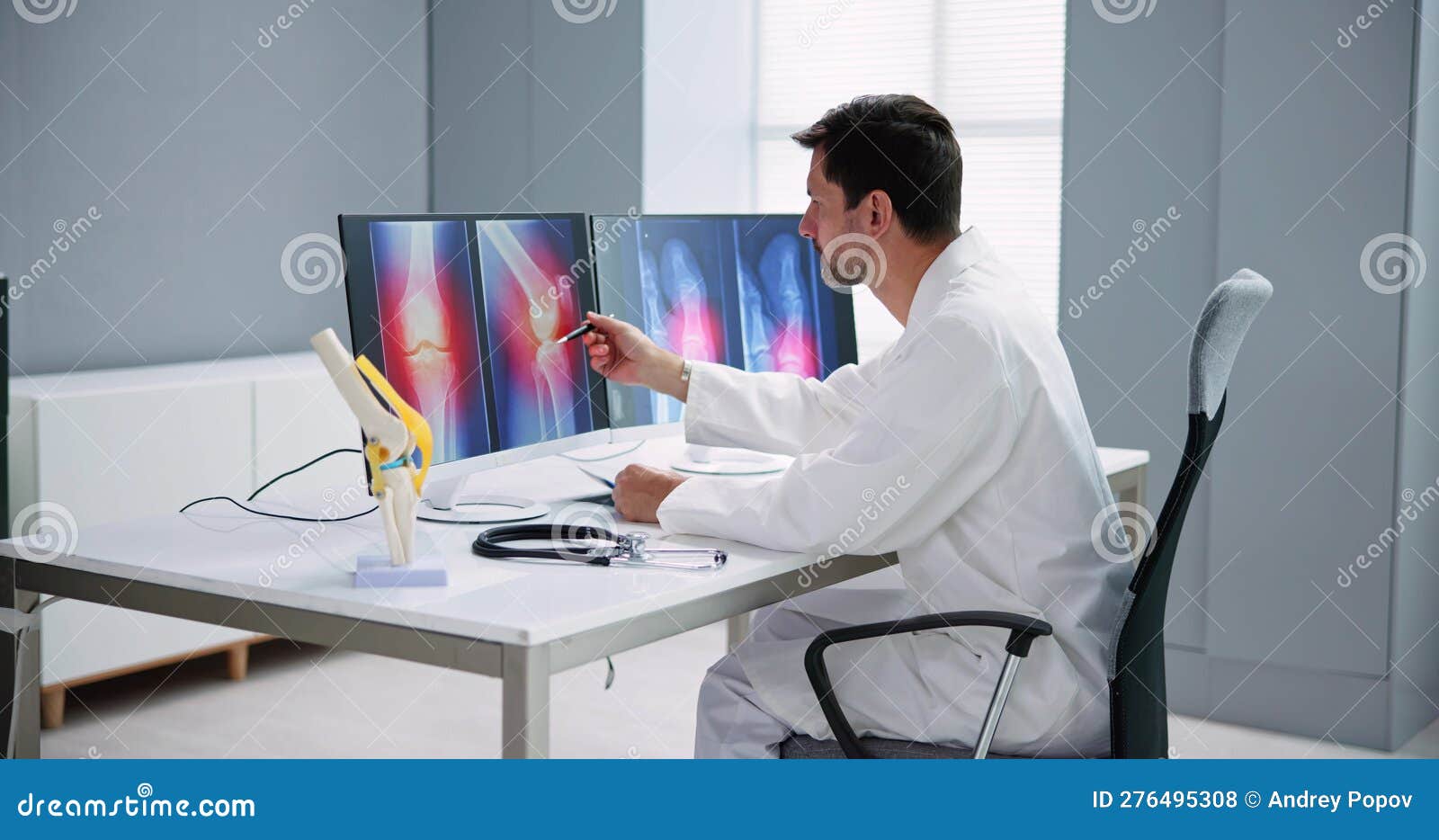 Dentist Using Computer Technology Dental Software Stock Photo - Image ...