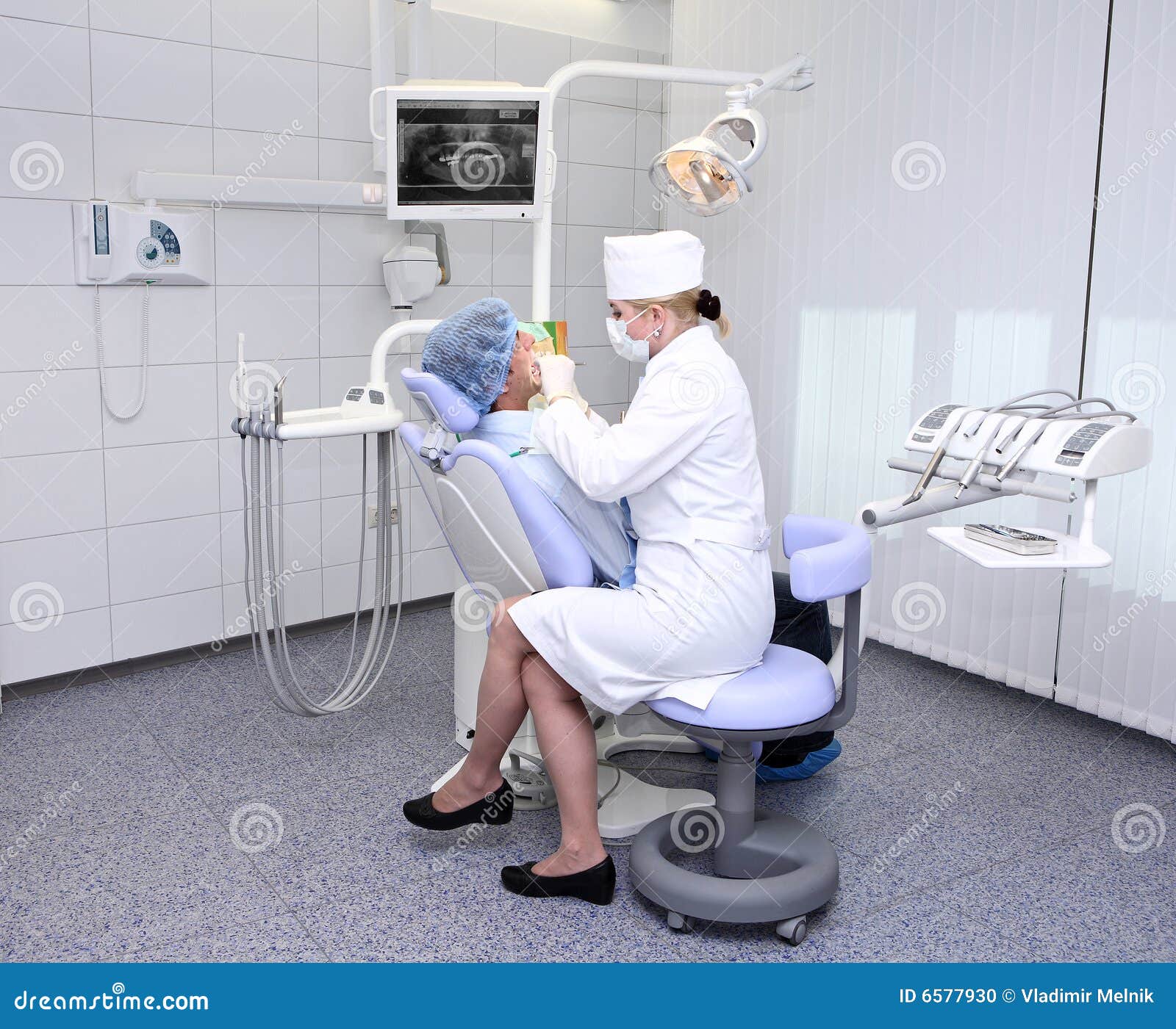 Dentist at work stock photo. Image of examine, healthcare - 6577930