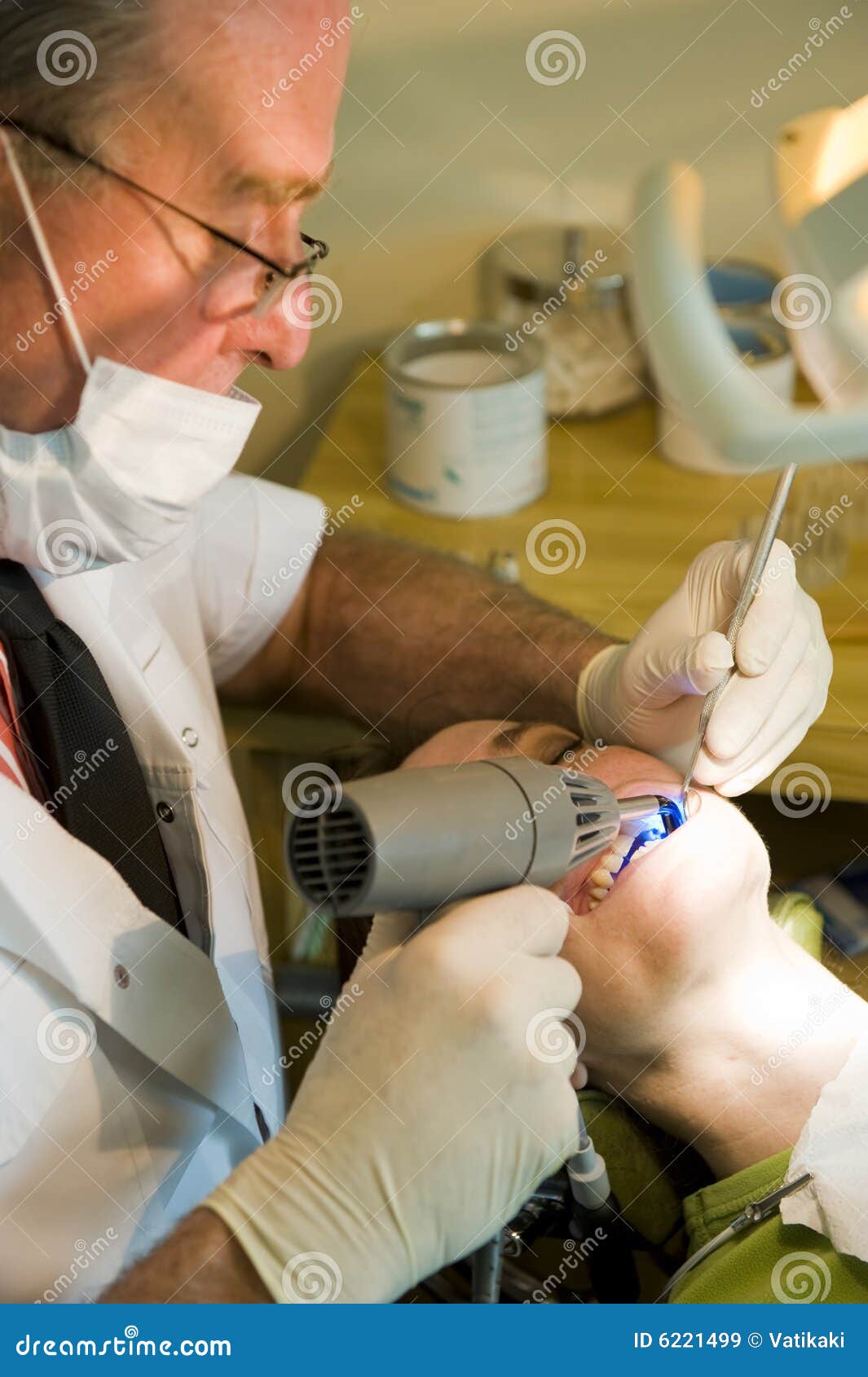 Dentist working stock image. Image of discomfort, healthy - 6221499