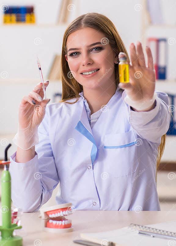 Dentistry Student Practicing Skills in Classroom Stock Image - Image of ...