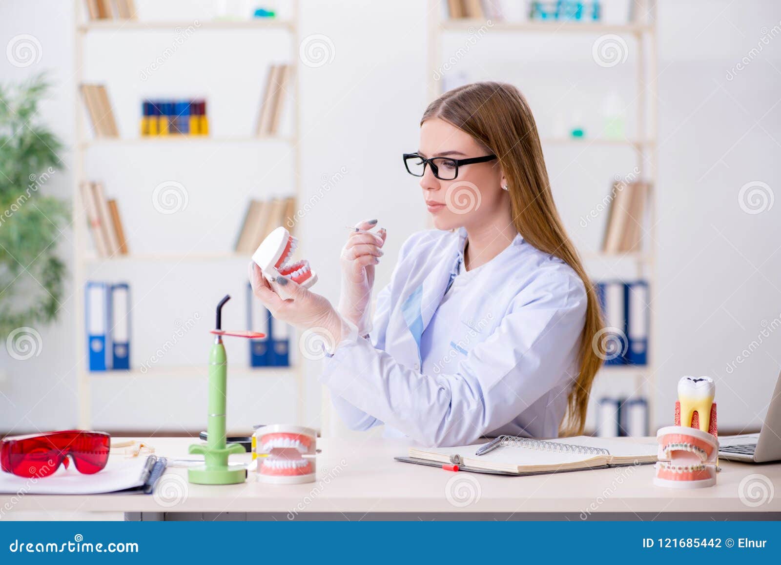 The Dentistry Student Practicing Skills in Classroom Stock Photo ...
