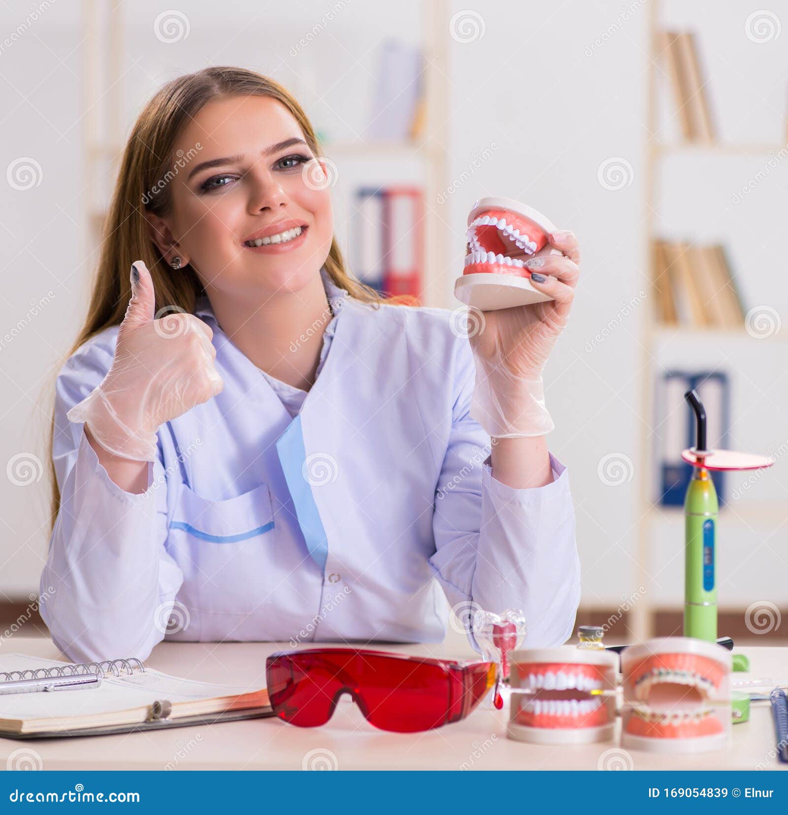 Dentistry Student Practicing Skills in Classroom Stock Image - Image of ...