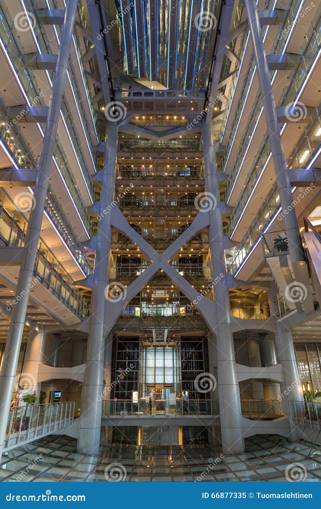 Dentro Del Edificio Principal De HSBC En Hong Kong Imagen editorial ...