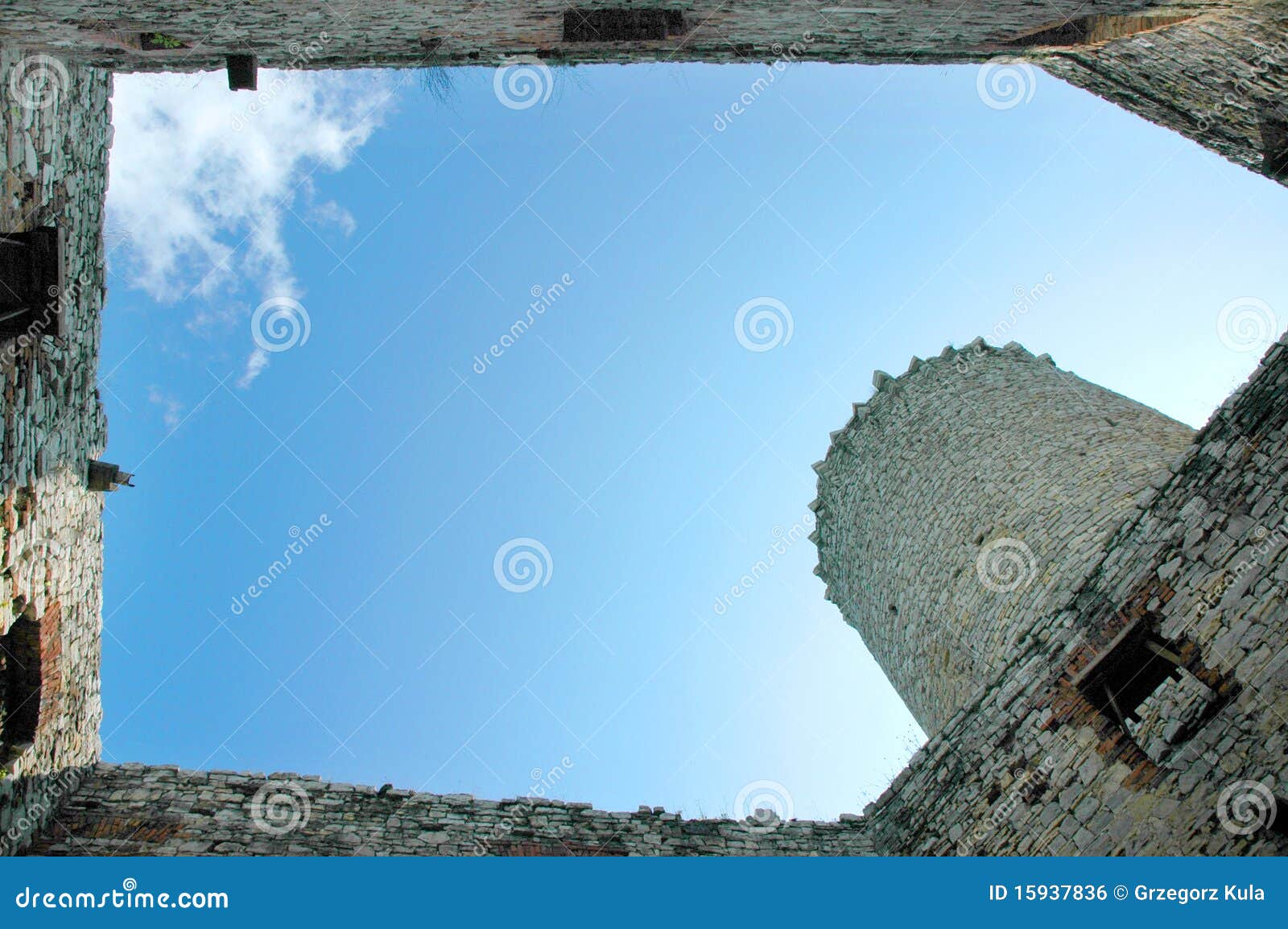 Dentro do castelo foto de stock. Imagem de paisagem, torre - 15937836