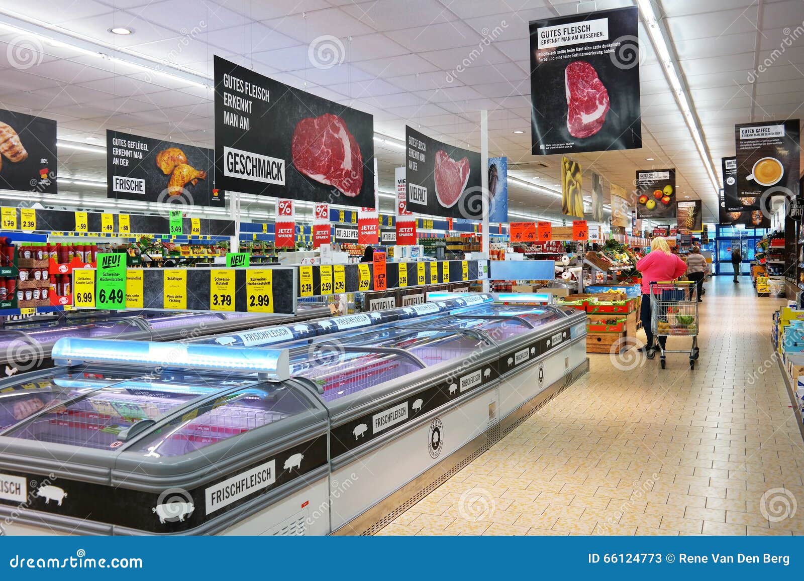 Dentro Un Supermercato Di Lidl Fotografia Stock Editoriale - Immagine ...