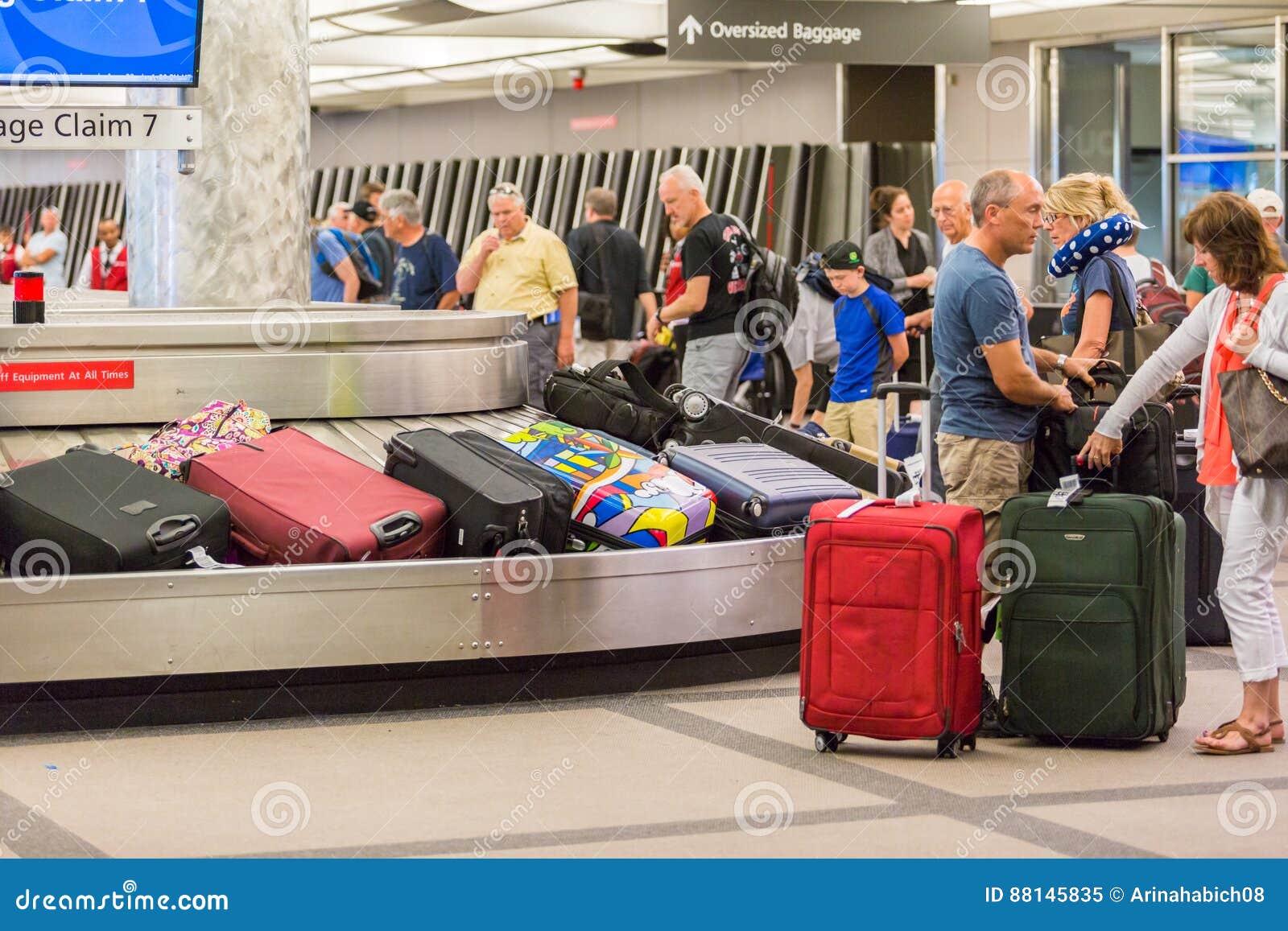 Baggage claim editorial image. Image of denver, commuter - 88145835 Baggage claim editorial image. Image of denver, commuter - 88145835