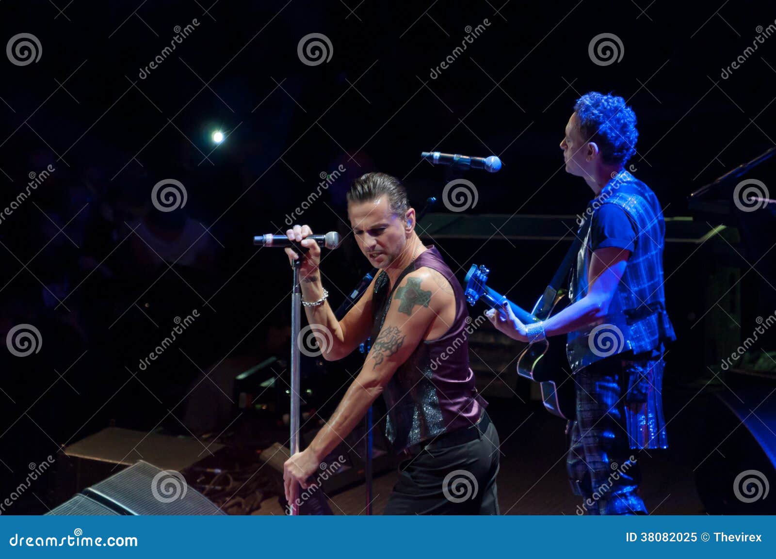 Depeche Mode in concert editorial image. Image of sound - 38082025
