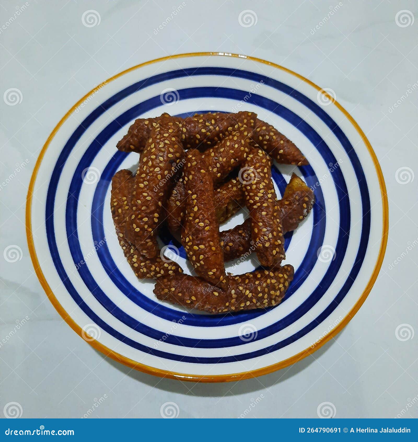 Deppa Tori, Beppa Tori, Cicuru Or Deppa Tektekang Is A Traditional ...