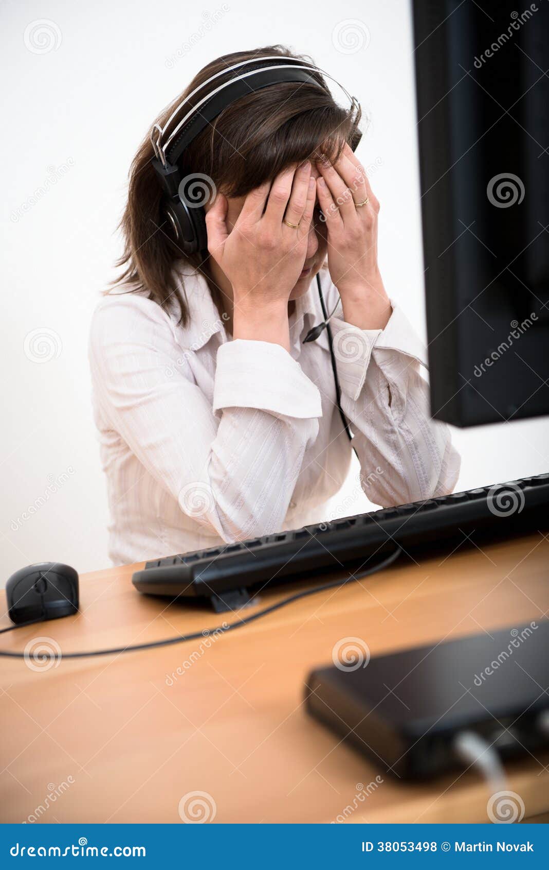 Deprimierte Und Frustrierte Geschäftsperson Stockfoto - Bild von ...