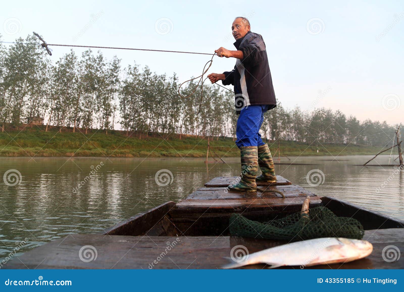 Der alte Fischer stockbild. Bild von fischer, tagesanbruch - 43355185
