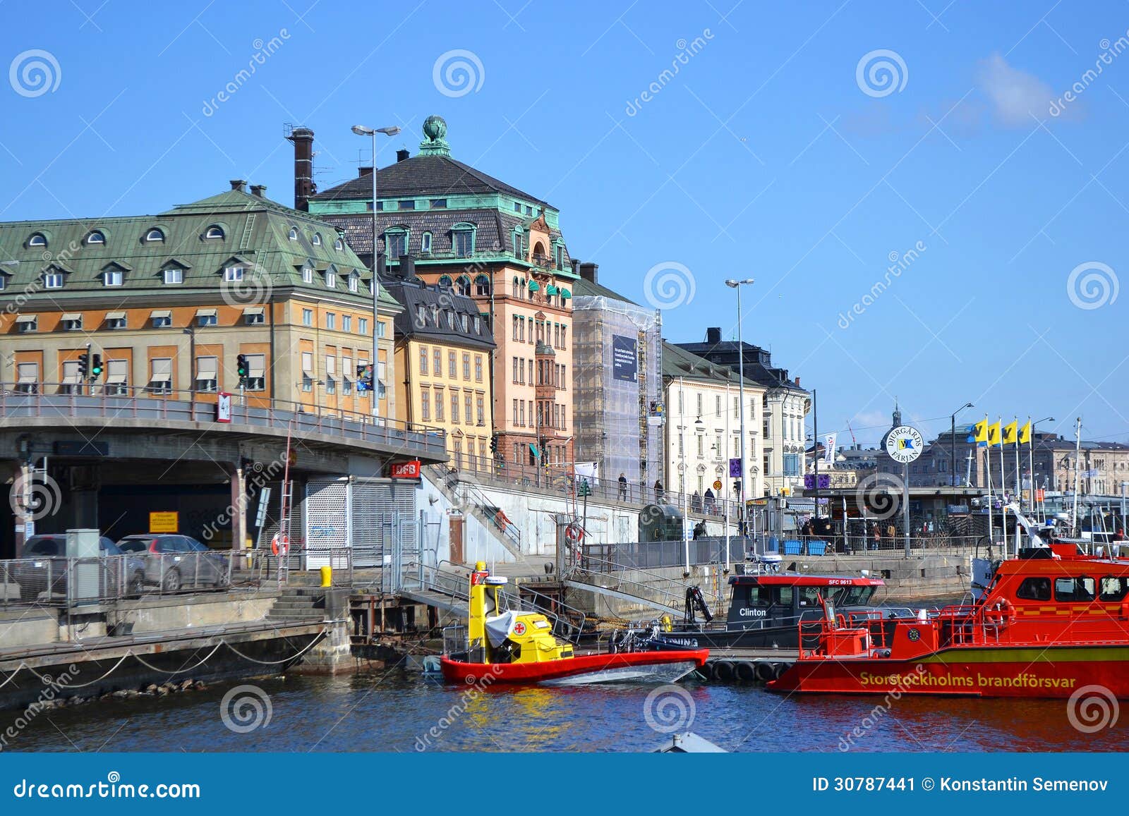 Der Damm in Der Mitte Von Stockholm Redaktionelles Foto - Bild von ...
