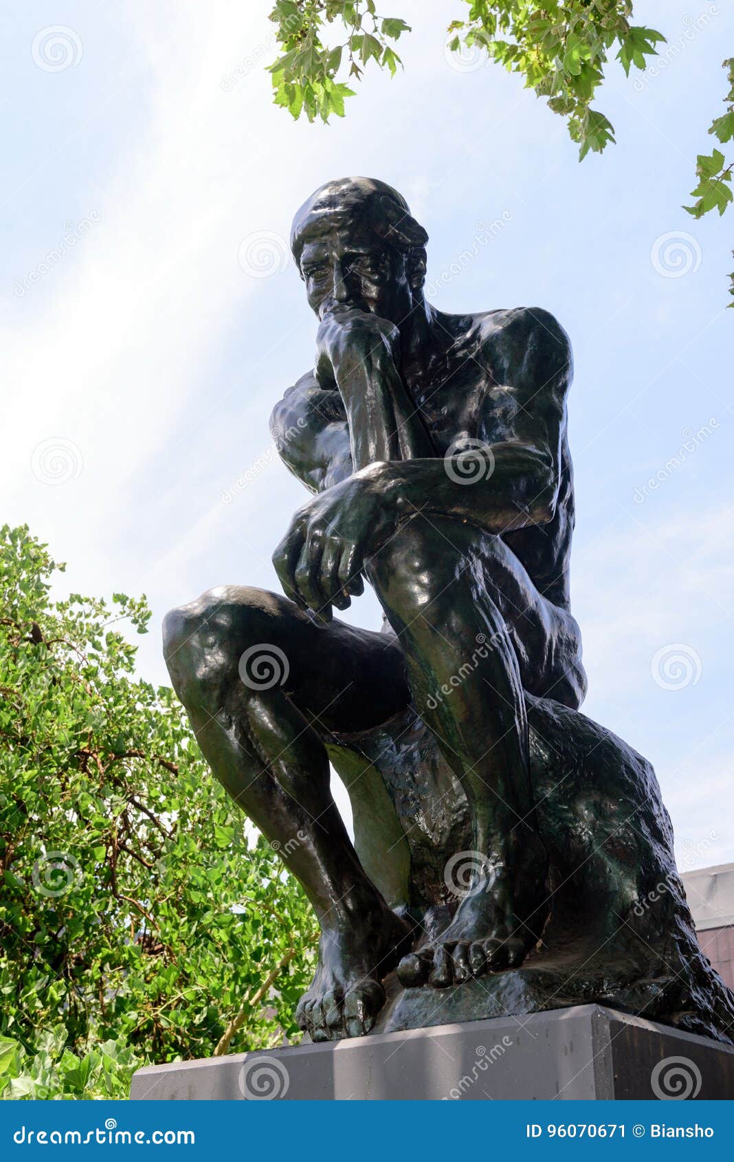 Der Denker Von Auguste Rodin in Norton Simon Museum Redaktionelles Foto ...