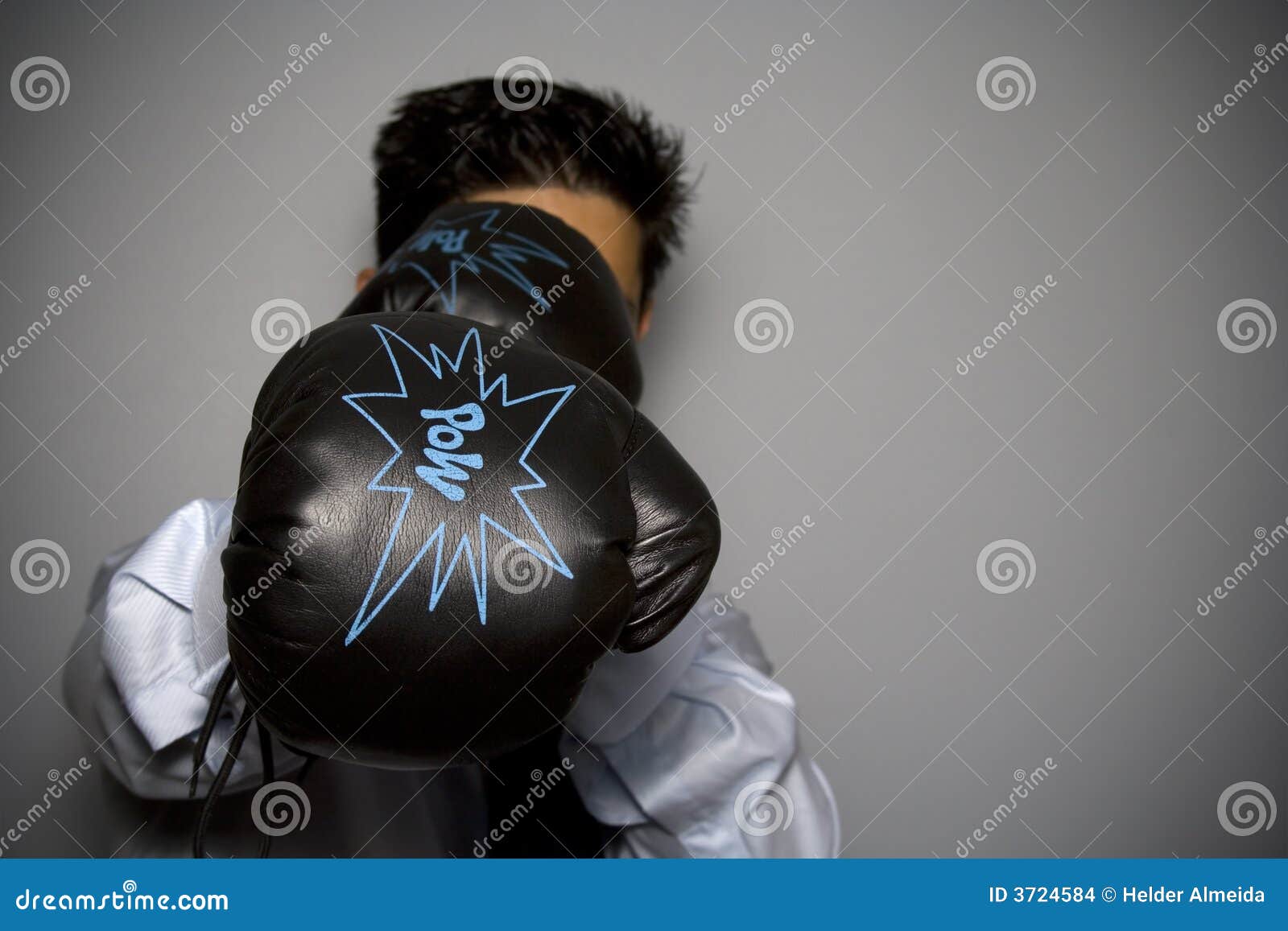 Der Locher stockfoto. Bild von konfrontation, erobern - 3724584