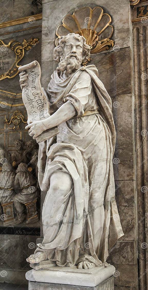 Der Prophet Jesaja stockfoto. Bild von prophet, statue - 34582246