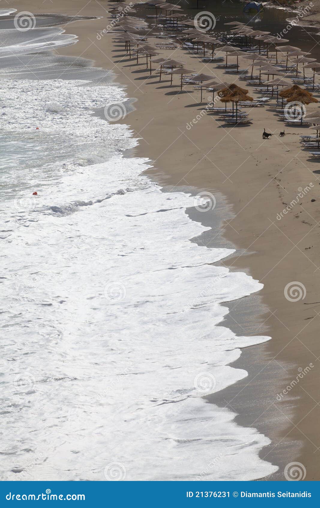 Der Rand Der Wellen am Strand Stockbild - Bild von wasser, küstenlinie ...