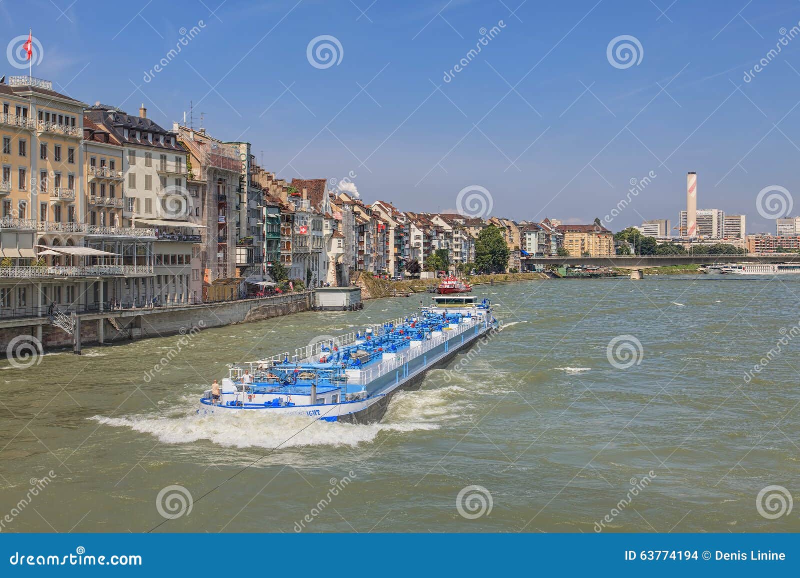Der Rhein in Basel redaktionelles stockbild. Bild von schweiz - 63774194