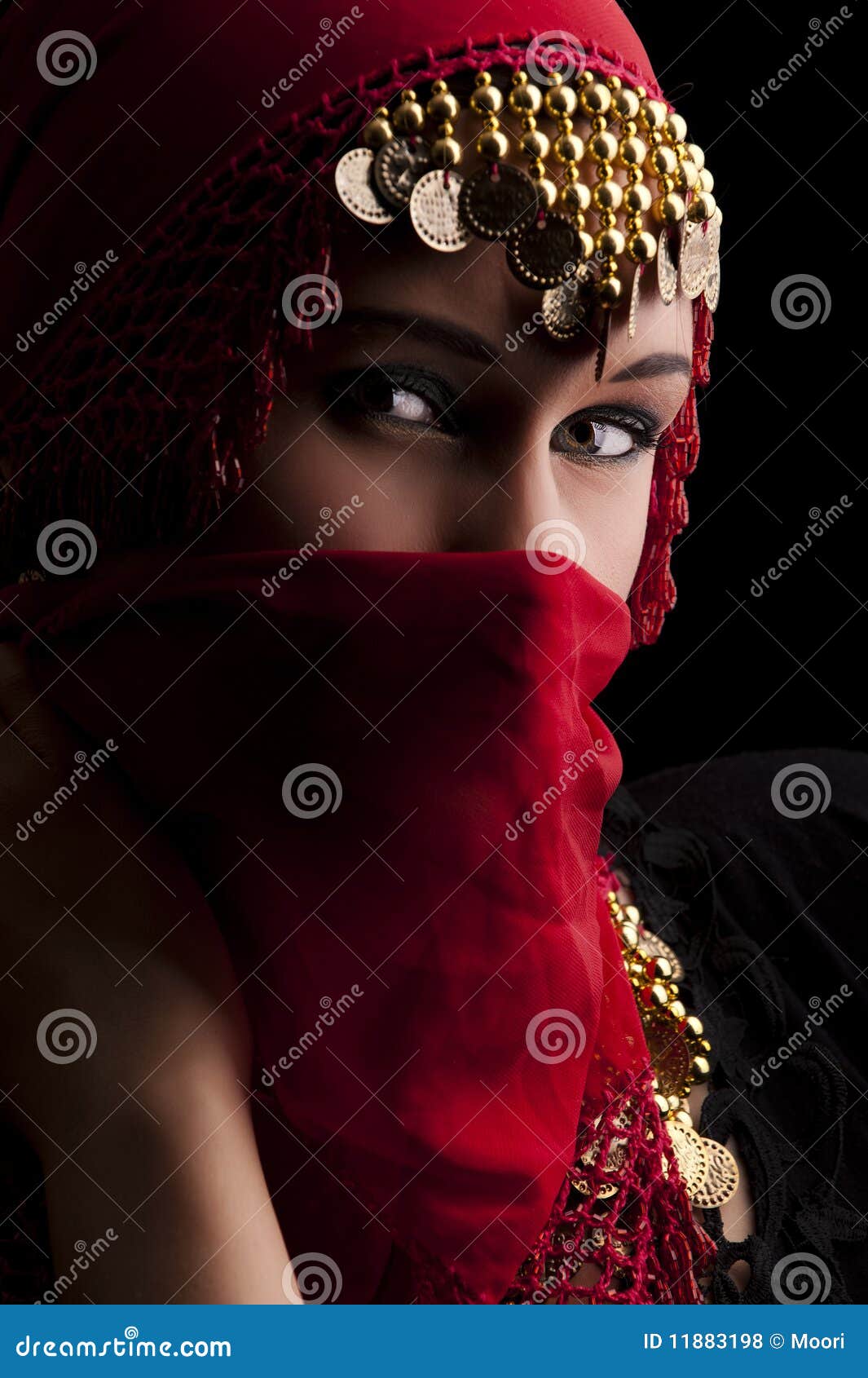 Der rote Schleier stockfoto. Bild von islam, ethnisch - 11883198