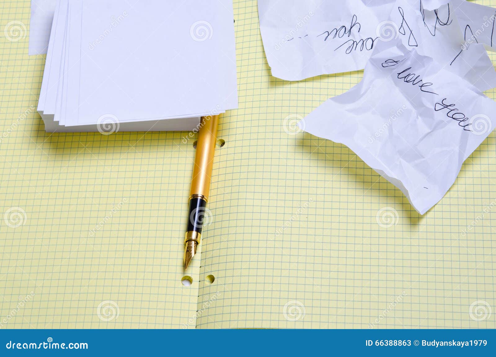 Der Text Des Polymers Auf Dem Alten Papier Stockbild - Bild von ...