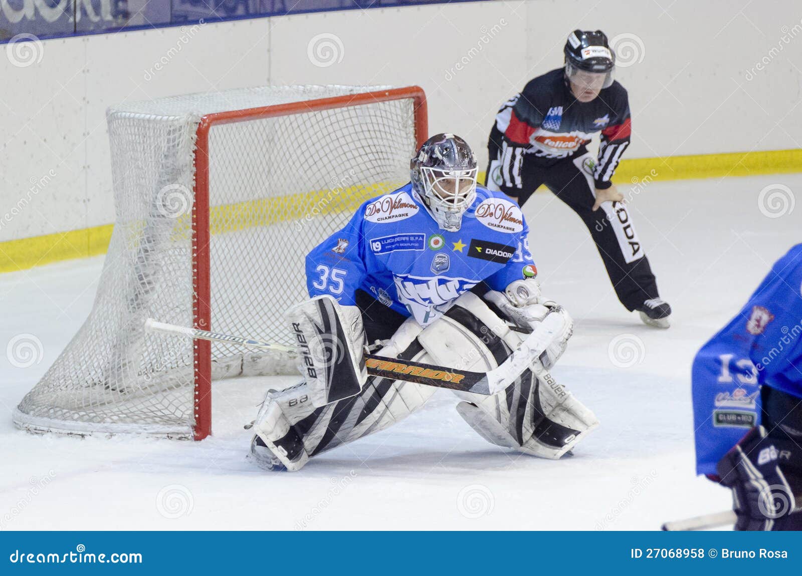 Der Tormann redaktionelles stockfoto. Bild von kleidung - 27068958