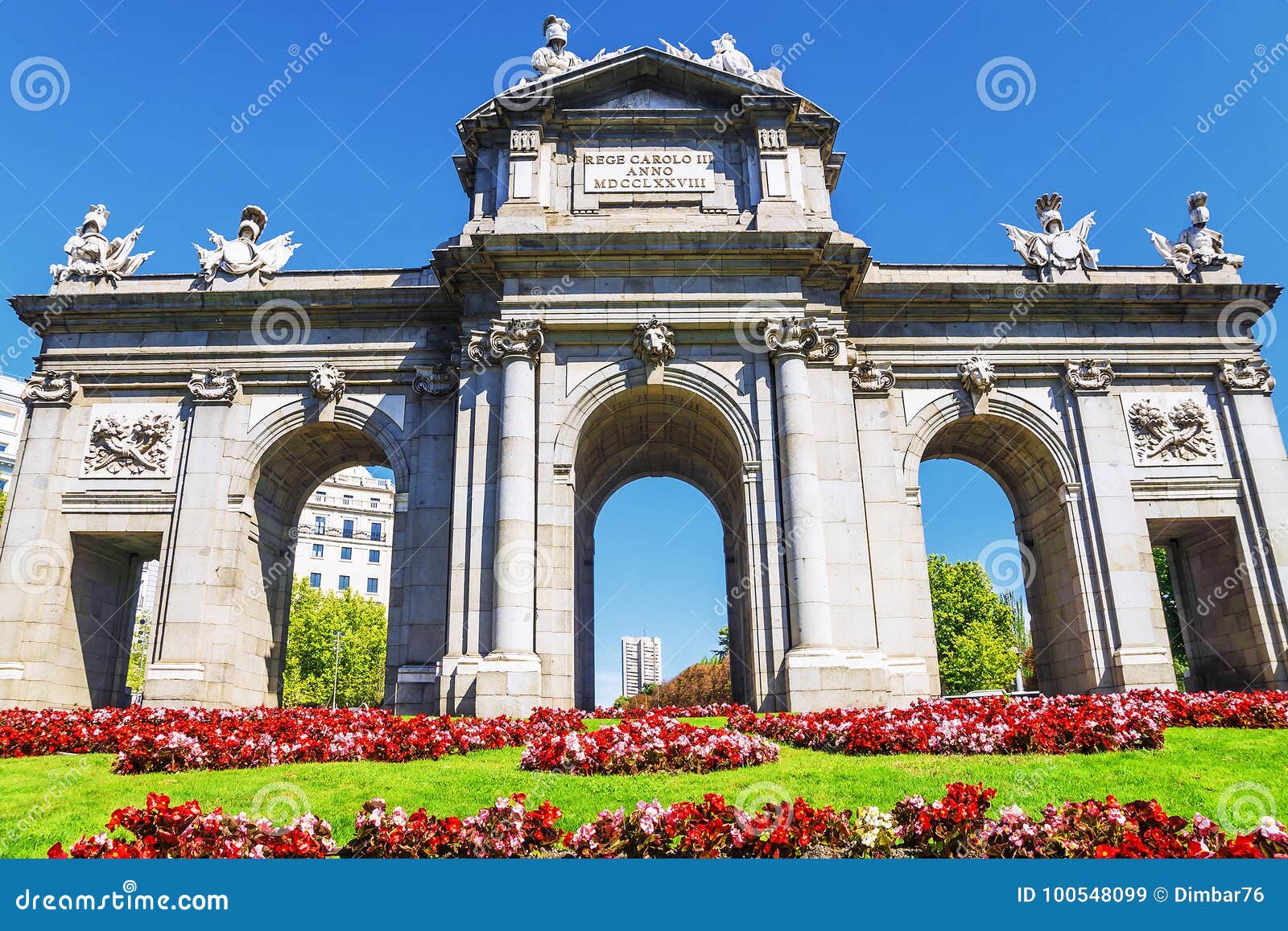 Der Triumphbogen in Madrid, Spanien Stockbild - Bild von unabhängigkeit ...
