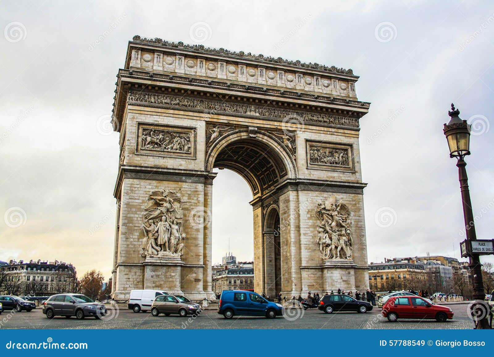 Der Triumphbogen paris redaktionelles stockbild. Bild von wundervoll ...