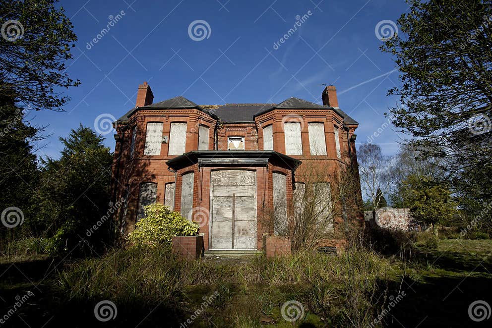 Derelict house stock image. Image of disused, forgotten - 24385971