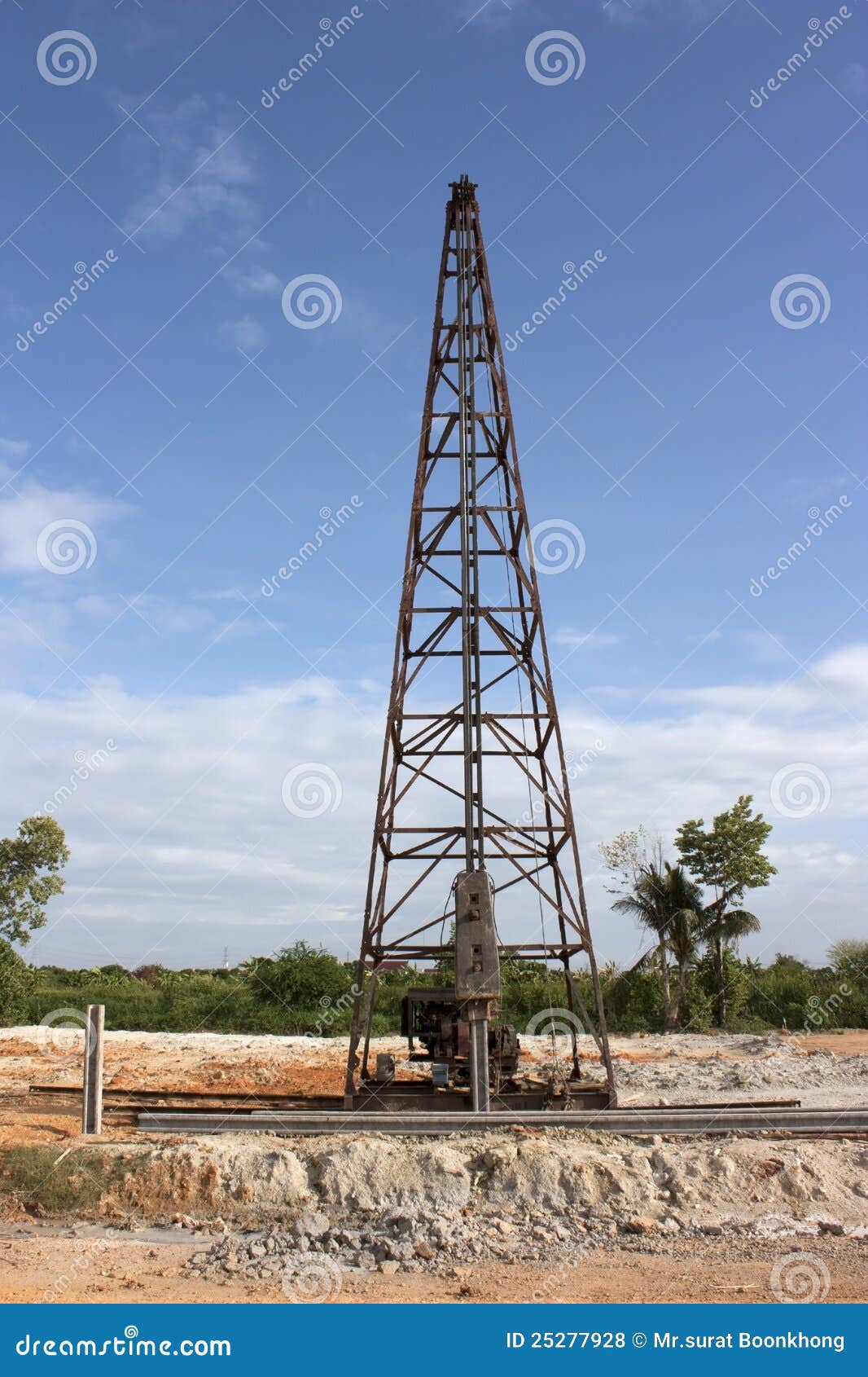 Derrick stock photo. Image of antique, concrete, simplicity - 25277928