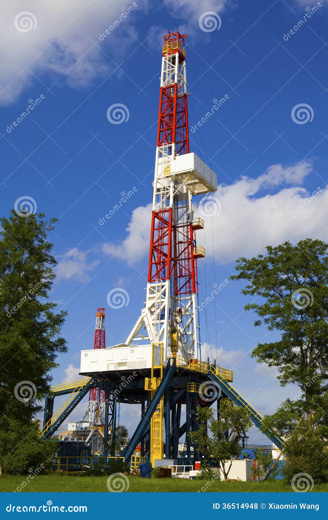 Derrick stock photo. Image of steel, spinning, metal - 36514948