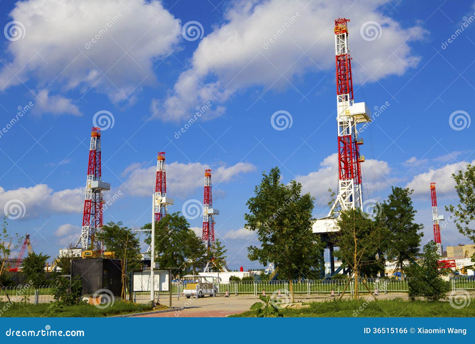 Derrick stock photo. Image of engineering, borehole, pipe - 36515166