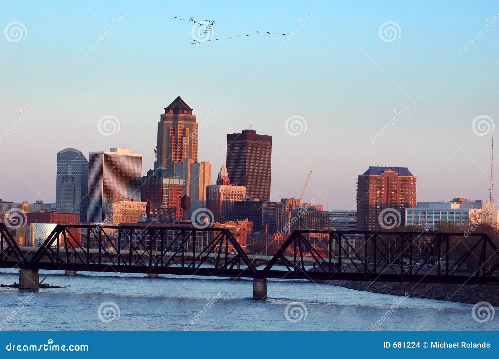 Des Moines, Iowa, horizon photo stock. Image du architecture - 681224
