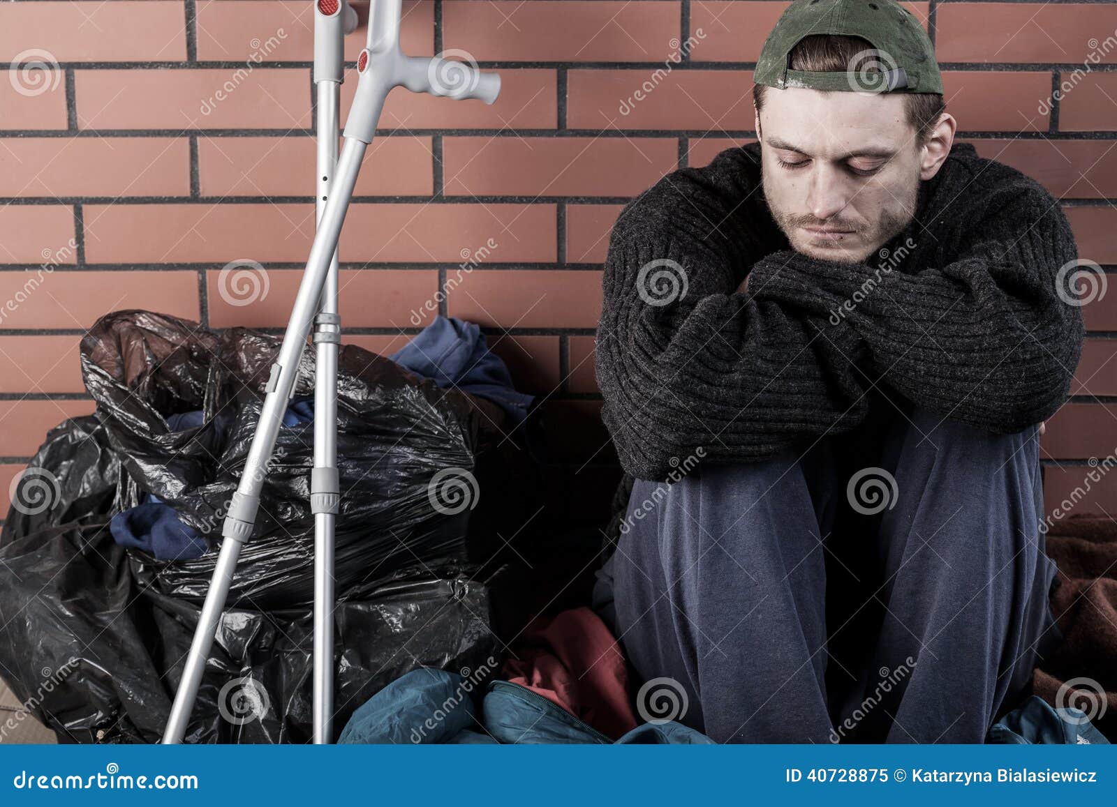 Desabilitou E Homem Desabrigado Imagem de Stock - Imagem de desativado ...