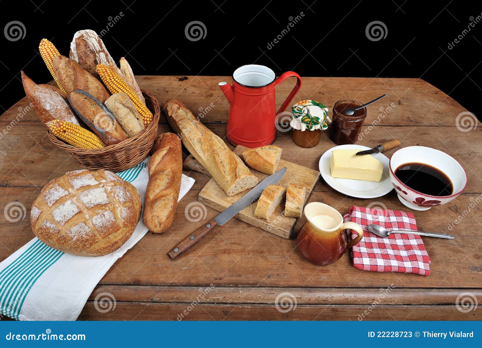 Desayuno francés imagen de archivo. Imagen de comida - 22228723