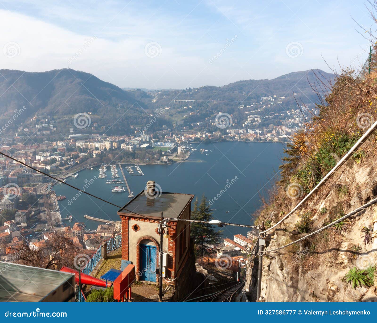 Descent on the Brunate-Como Funicular. View from the Cockpit Stock ...