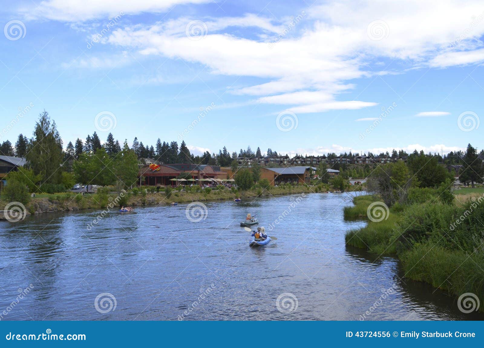 Deschutes River in Bend, Oregon Editorial Photo - Image of bend, oregon ...