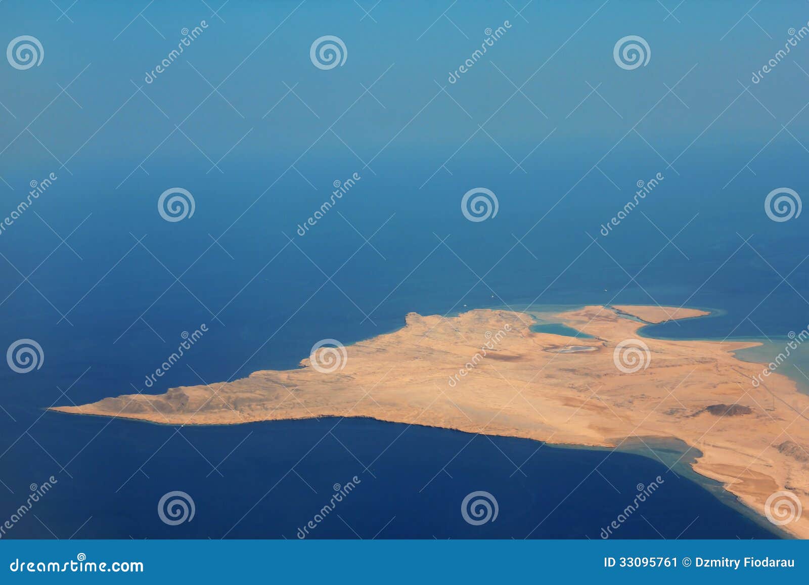 Desert earth at the ocean stock image. Image of beauty - 33095761