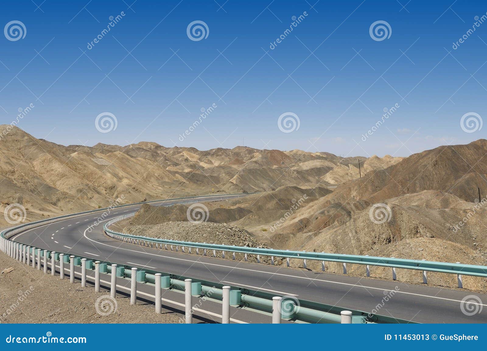 Desert Highway stock image. Image of cliff, batter, distance - 11453013