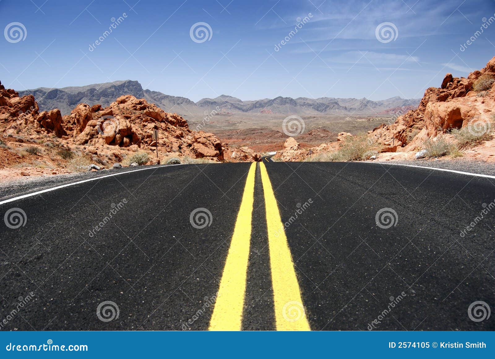 Desert Highway stock image. Image of horizon, barren, interstate - 2574105