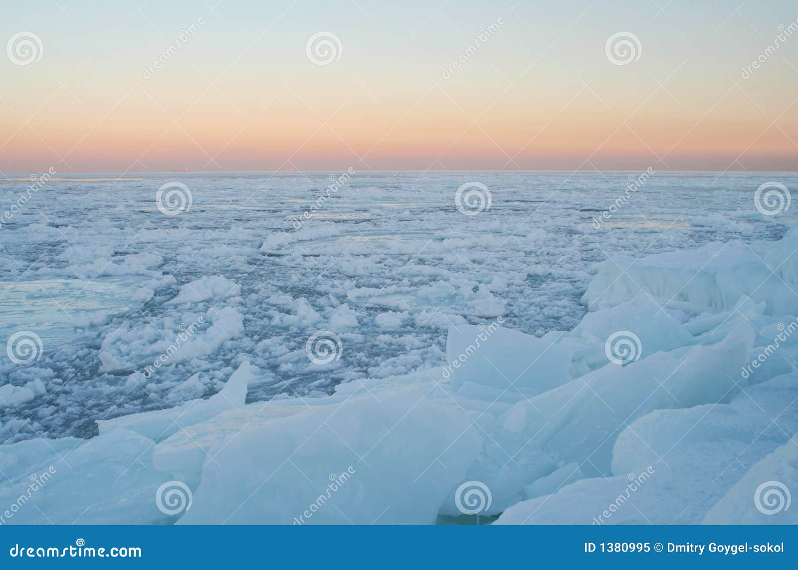 Desert of ice stock image. Image of ocean, chilly, cold - 1380995