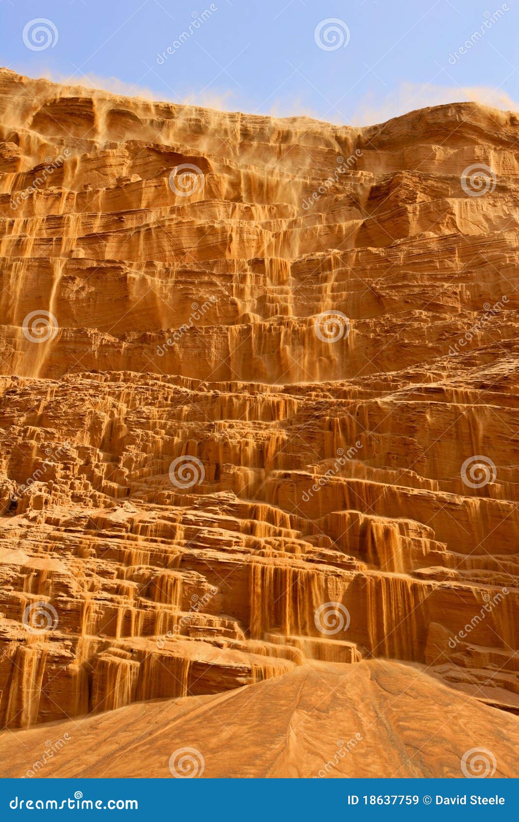 Desert Sandfall stock image. Image of waterfall, dubai - 18637759