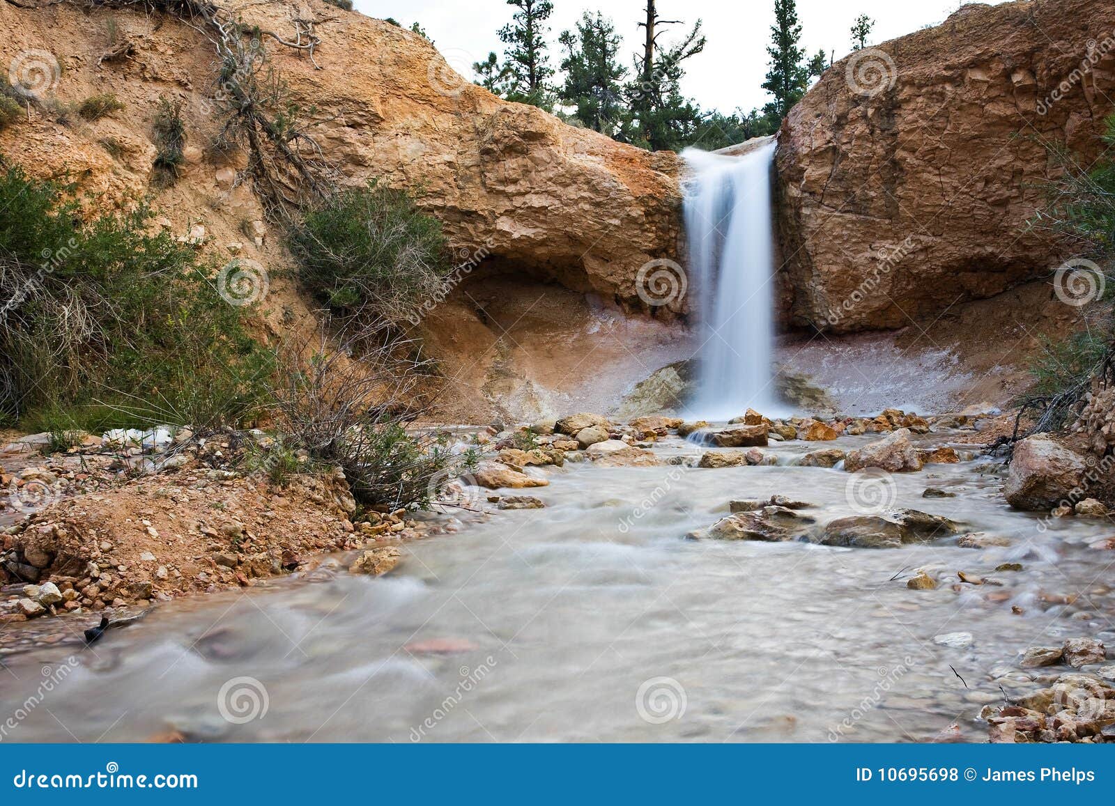 Desert Waterfall Grand Staircase-Escalante National Monument Stock ...