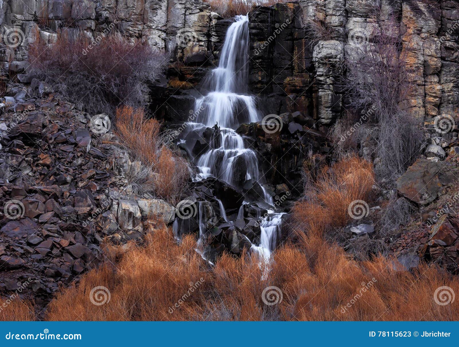 Desert Waterfall, Washington State Stock Image - Image of cliff, spring ...