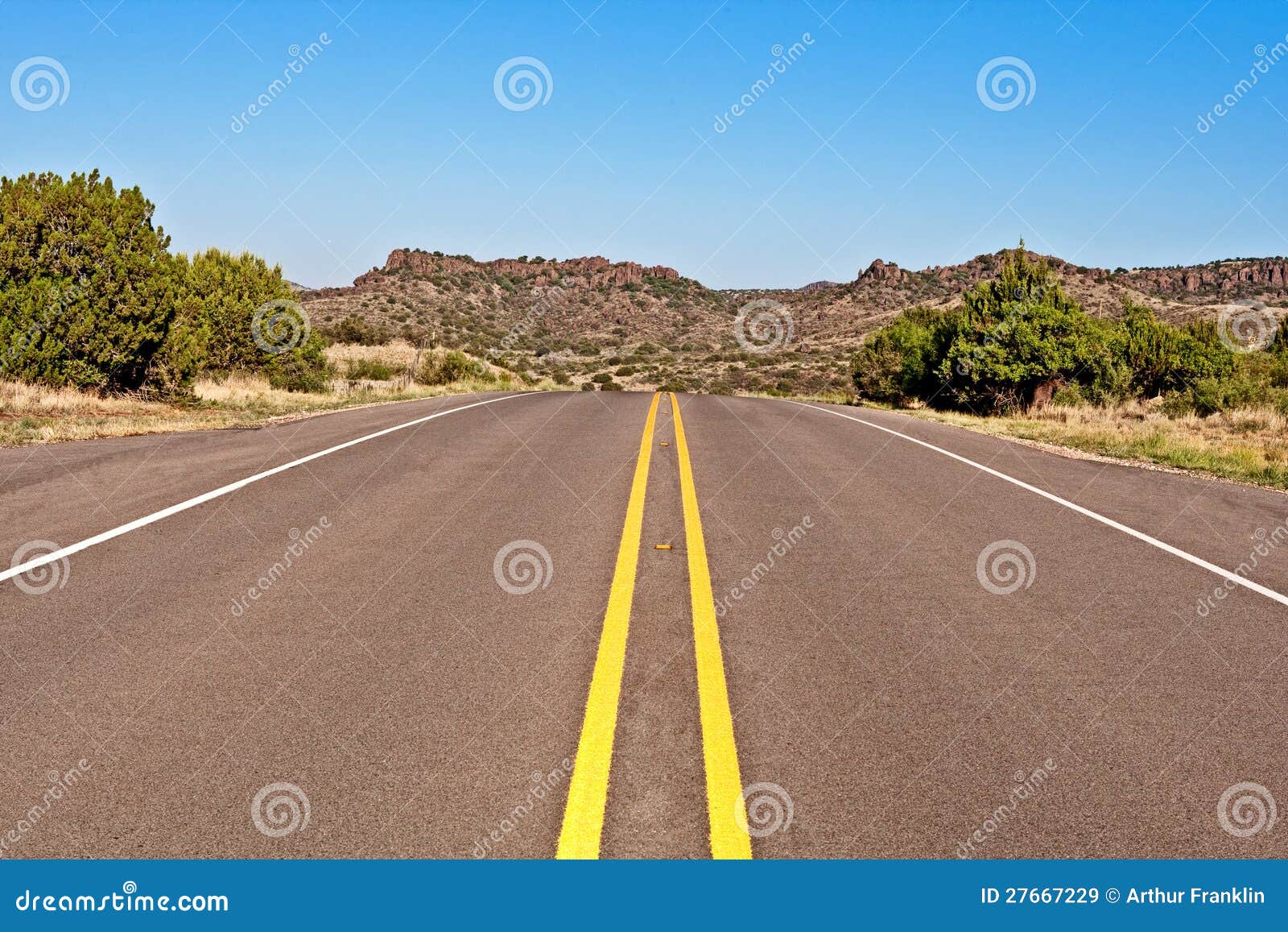Deserted Highway in Desert. Stock Image - Image of national, blue: 27667229