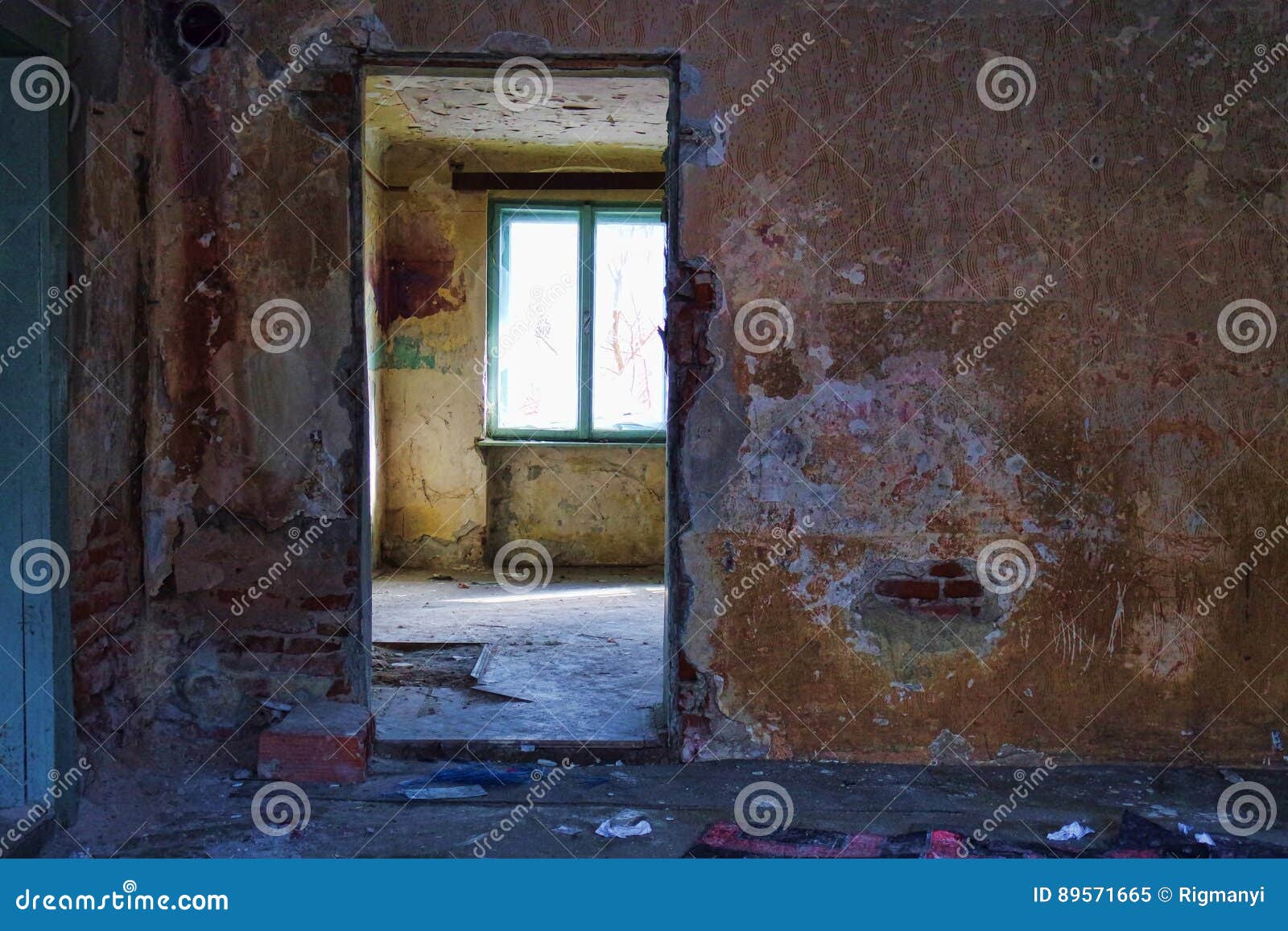 Deserted rooms stock image. Image of texture, decline - 89571665