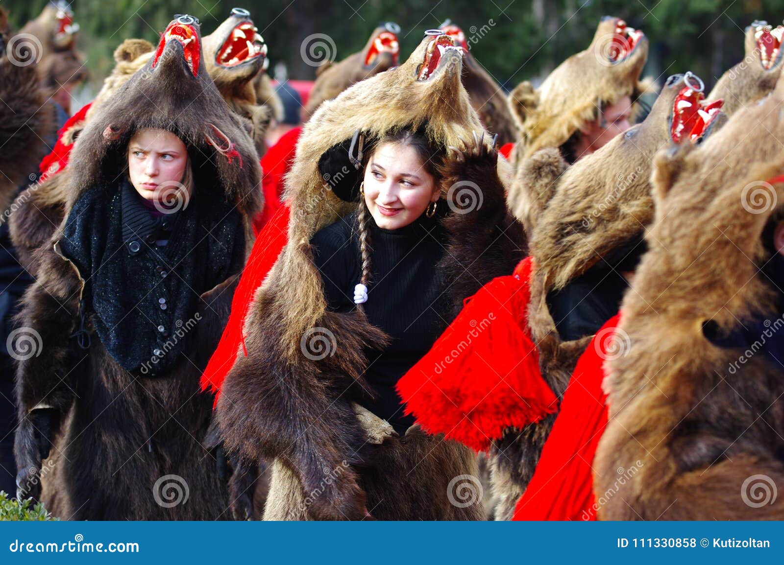 Desfile 5 De La Danza Del Oso Foto de archivo editorial - Imagen de ...